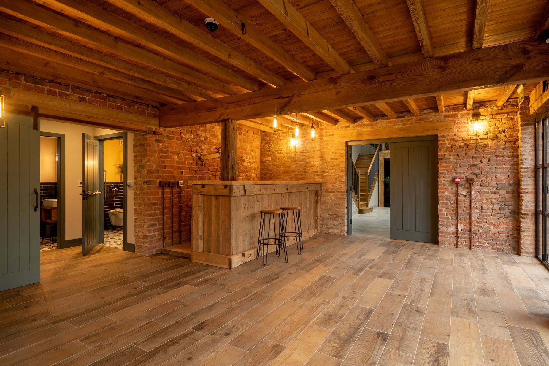 Accessibility - THE LONG HALL (Groups) - Dovecote Barns York